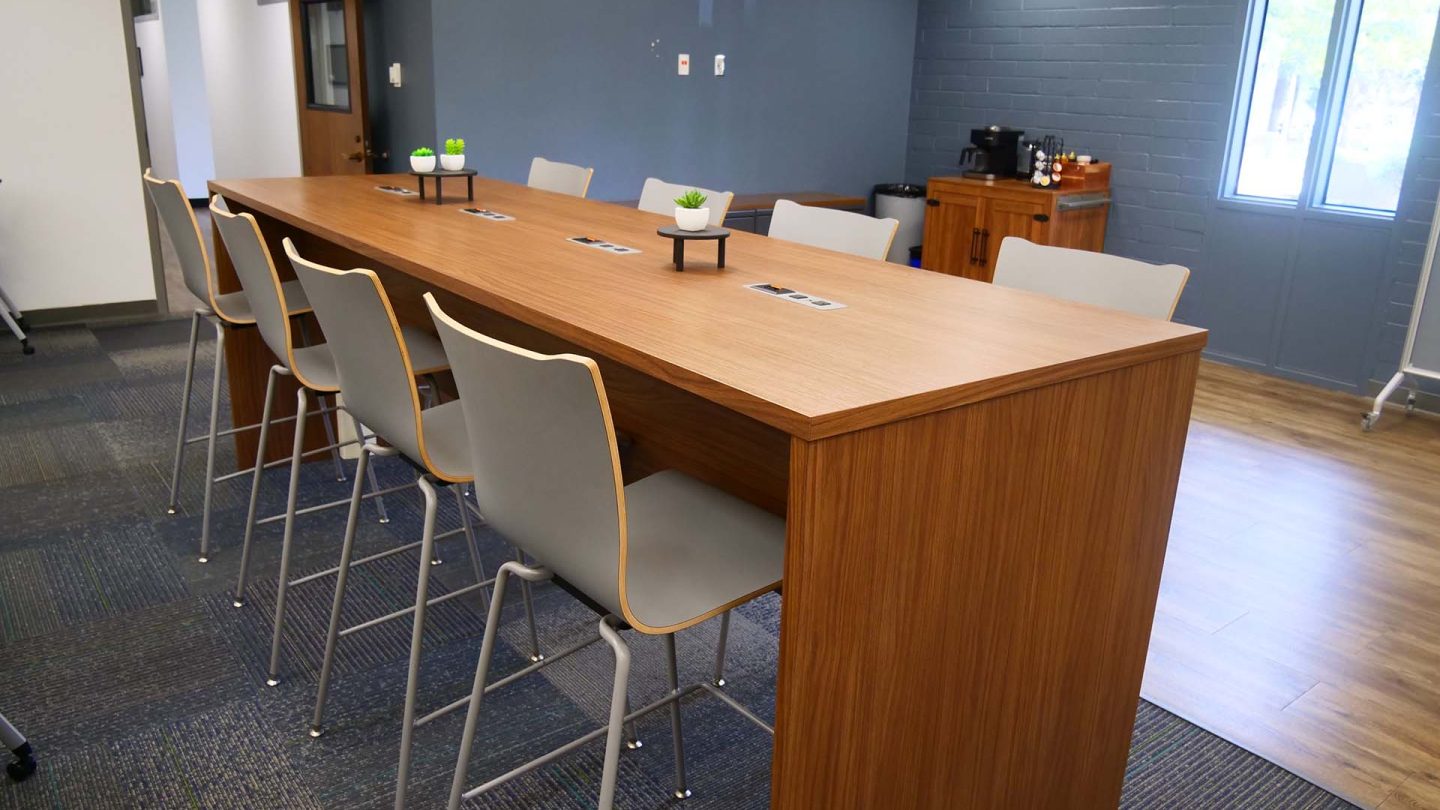 Remote Worker Lounge - Merced College